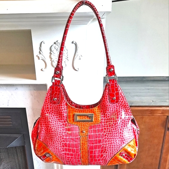 Guess | Bags | Free Mk Bn G Bags Wpurchase Guess Davonna Watermelon ...